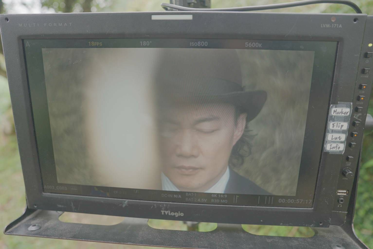 陈奕迅新歌《空城记》MV花絮首曝光 Eason演唱会畅聊幕后故事 - 360娱乐，你开心就好