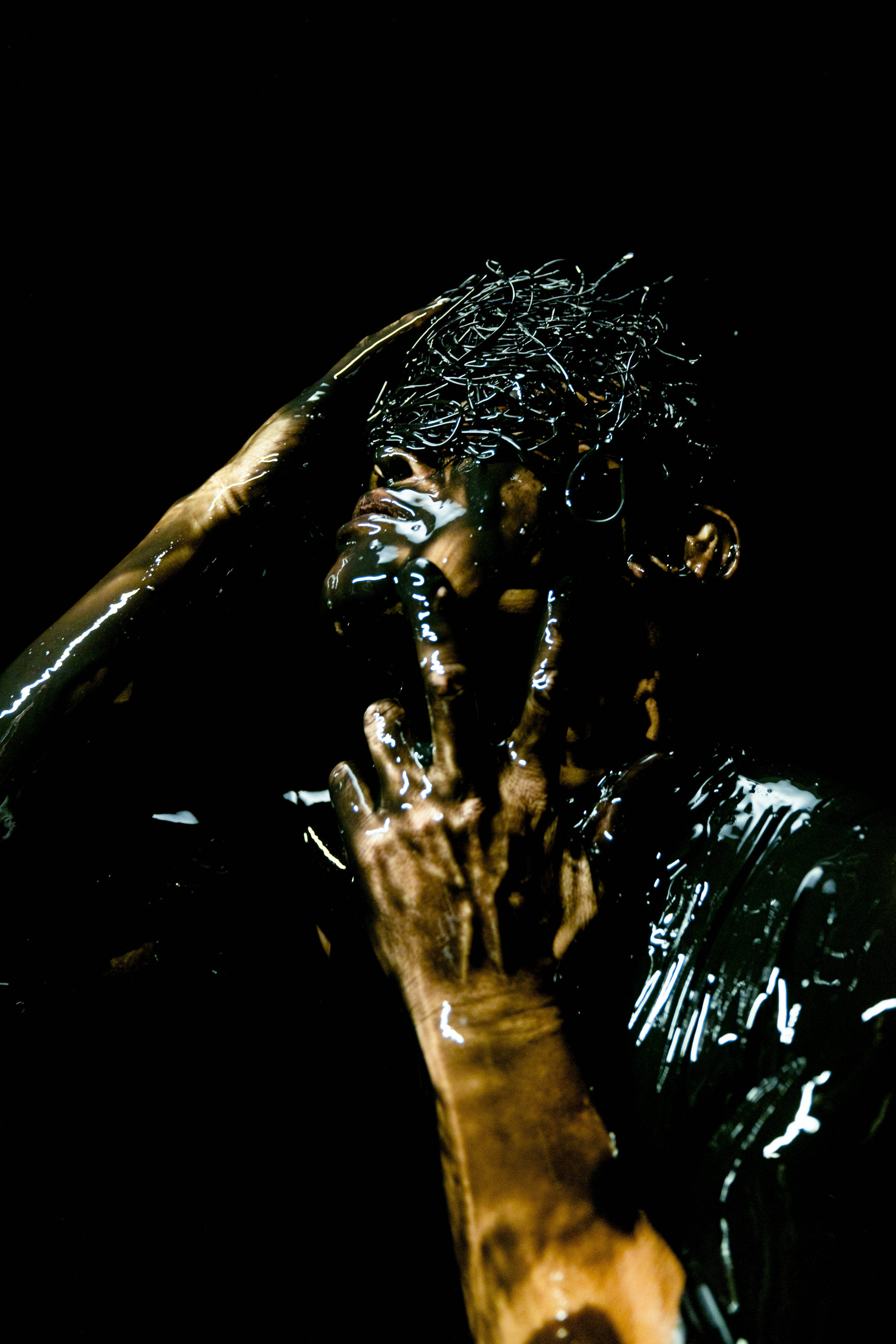 Eason陈奕迅全新单曲《人啊人》Mv上线，超震撼画面，剖析人性真相 - 360娱乐，你开心就好