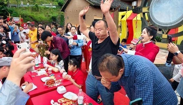 吃辣大赛安徽人夺冠