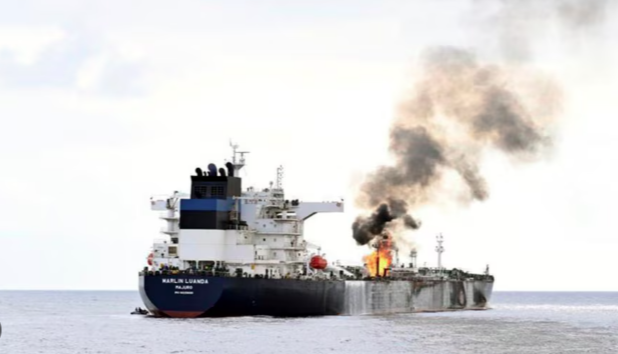 三艘英美油轮遭袭击